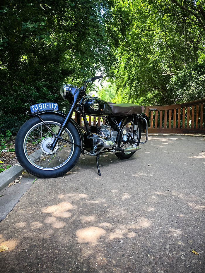 On yer bike: Velocette Valiant - FMM